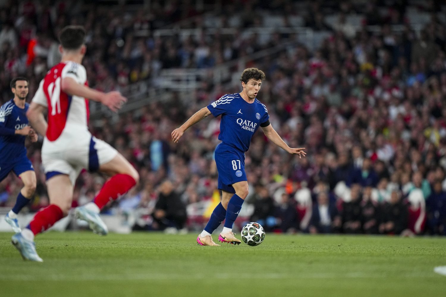 Arsenal/PSG - Neves outspoken: “It's not party time yet”.