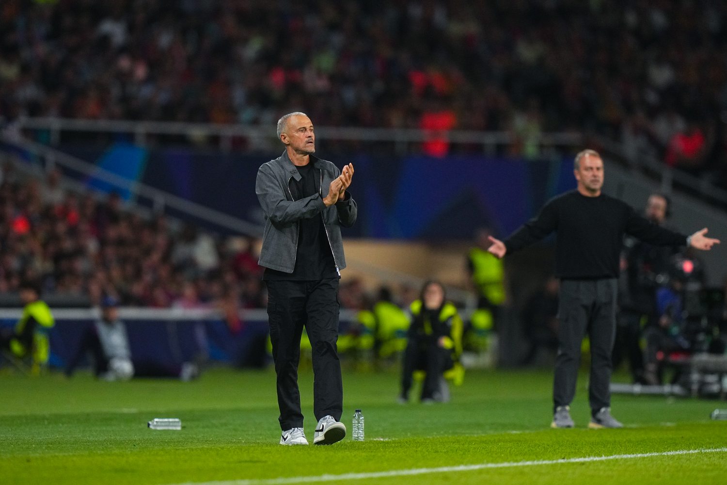 Barcelona vs PSG – Enrique shows his pride after the victory!