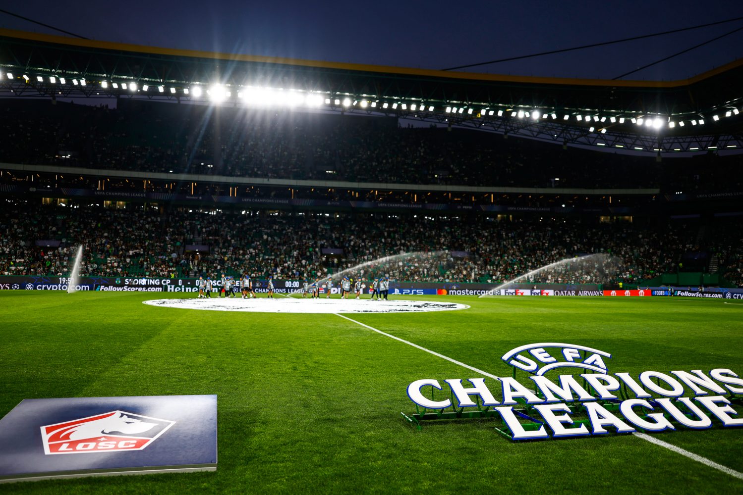 Sporting CP vs PSG - Many Paris supporters expected at the José ...